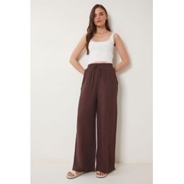 Weite Hosen mit Bindeg&uuml;rtel und Bindungsdetails