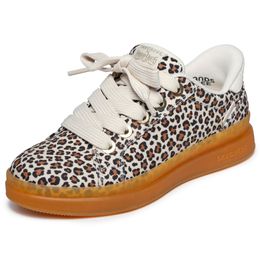 Sneaker Skechers "COURTSIDE-NATURE GIRLZ", Damen, Gr. 35, natur, leo, Textil, Schuhe Sneaker, Basket-Sneaker, Schn&uuml;rschuh mit Slip-Ins Funktion, Leo-Optik