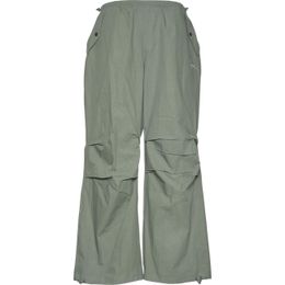 Stoffhose Karl Kani "Karl Kani Herren KM233-032-1 KK Small Signature Parachute Pants", Herren, Gr. L, US-Gr&ouml;&szlig;en, dusty gr&uuml;n, 100% Baumwolle, unifarben, loose fit, Hosen Stoffhose