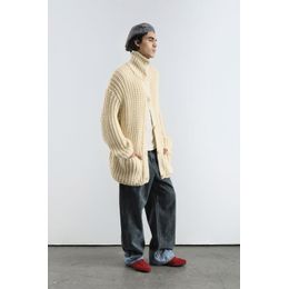 &Uuml;bergro&szlig;er Ripp-Strickpullover mit Knopfverschluss