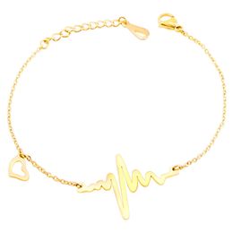 Adelia&acute;s Armband ADELIA&acute;S "Armband &ndash; Herz aus Edelstahl 17 cm", gold, Armb&auml;nder, Damen, 17cm, Edelstahl, Armband, Ein stilvolles Geschenk f&uuml;r besondere Momente