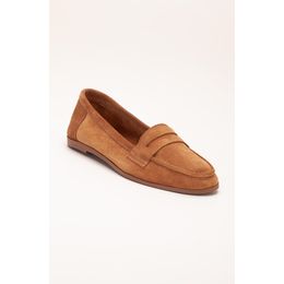 Dorothy Leder Loafer