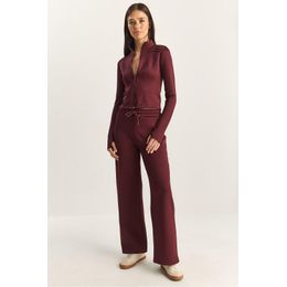 Jacke und gerade geschnittene Hose Zwei-Teiler Set