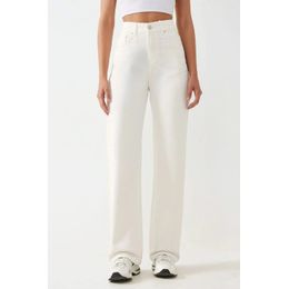 Hochgeschnittene Gerade Jeans
