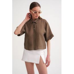 Kurzarm-Crop-Shirt mit Stein-Accessoires