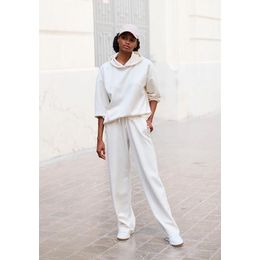 Copenhagen Studios Kapuzenpullover 'CopenhagenAthleisure' wollwei&szlig; Gr. 40/42 f&uuml;r Damen. Mit Logodruck. Bequem. Nachhaltig.