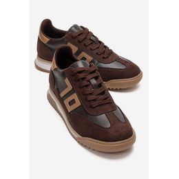 Arvon Sneaker