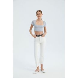 Quadratisches Neck Basic Crop Top