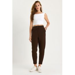 Lange Crepe-Karottenhose mit Knopfverschluss