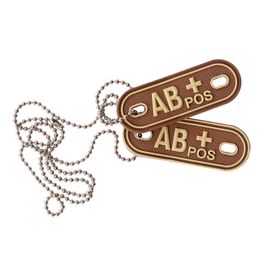 MFH 3D Blutgruppenmarke mit Ketten desert, Blutgruppe AB Pos