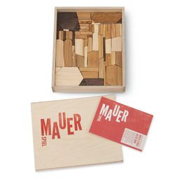 Holzbausteine Mauerspiel