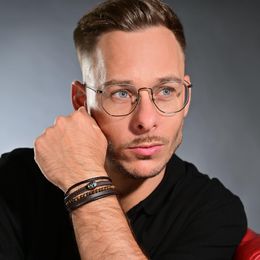 Adelia&acute;s Kettenanh&auml;nger ADELIA&acute;S "Anh&auml;nger &ndash; Totenkopf Gravuranh&auml;nger aus Leder mit Tigerauge", braun, Schmuckanh&auml;nger, Herren, Leder, Kettenanh&auml;nger, Perfekt als Geschenk f&uuml;r besondere Menschen