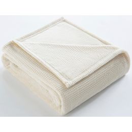 Wohndecke Bruno Banani "Shakira", creme, B:150cm L:200cm, Polyester, Wohndecken, Wohndecke, Weiche Kuscheldecke mit Pr&auml;gedruck in Waffeloptik, 150x200 cm