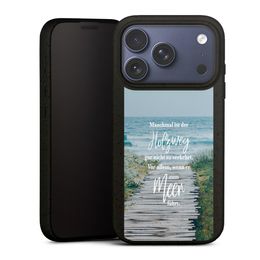 DeinDesign iPhone 17 Pro Handy PLA Handyh&uuml;lle Handyh&uuml;lle aus nachwachsenden Rohstoffen Organic Case Statement Beach Spruch Organic Case