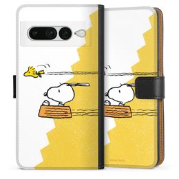 DeinDesign Google Pixel 7 Pro Handy Klapph&uuml;lle Handyh&uuml;lle aus Kunst Leder schwarz Flip Case Snoopy Peanuts Children Sideflip mit langer Lasche