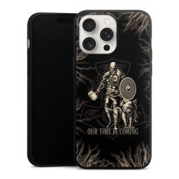 DeinDesign iPhone 15 Pro Max Handy Premium Silikon H&uuml;lle Handyh&uuml;lle schwarz Case Tv Show Designs Wikinger Vikings Silikon Premium Case