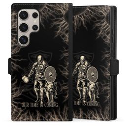 DeinDesign Galaxy S24 Ultra Handy Klapph&uuml;lle Handyh&uuml;lle aus Kunst Leder schwarz Flip Case Tv Show Designs Wikinger Vikings Sideflip mit Lasche