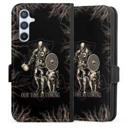 DeinDesign Galaxy A54 5G Handy Klapph&uuml;lle Handyh&uuml;lle aus Kunst Leder schwarz Flip Case Tv Show Designs Wikinger Vikings Sideflip mit Lasche