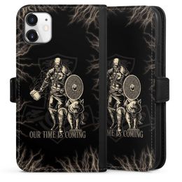 DeinDesign iPhone 11 Handy Klapph&uuml;lle Handyh&uuml;lle aus Kunst Leder schwarz Flip Case Wikinger Vikings Tv Show Designs Sideflip mit Lasche