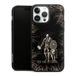 DeinDesign iPhone 14 Pro Max Handy Premium Silikon H&uuml;lle Handyh&uuml;lle schwarz Case Wikinger Vikings Tv Show Designs Silikon Premium Case