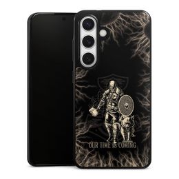 DeinDesign Galaxy S24 Handy Slim Case extra d&uuml;nn Silikon Handyh&uuml;lle schwarz H&uuml;lle Tv Show Designs Wikinger Vikings Silikon Slim Case