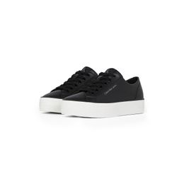 Sneaker Calvin Klein Jeans "BOLD VULC FLATF LOW LTH IN", Damen, Gr. 40, schwarz-wei&szlig; (schwarz, wei&szlig;), Leder, unifarben, Schuhe Sneaker, Halbschuh, Schn&uuml;rschuh, Freizeitschuh mit CK-Logo an der Ferse