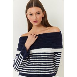 Gestreifter schulterfreier Strickpullover
