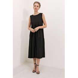 &Auml;rmelloses Midi-Kleid mit Rundhalsausschnitt