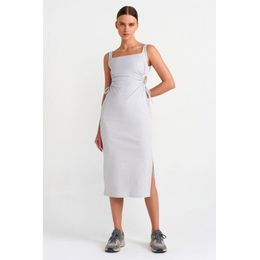 &Auml;rmelloses Bodycon-Midi-Kleid mit Ausschnitt