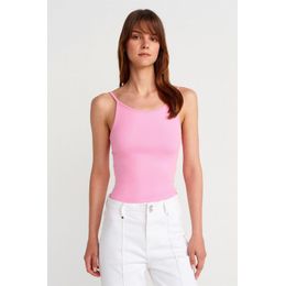Rippentop ohne &Auml;rmel im Slim-Fit Schnitt
