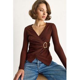 Doppelt kn&ouml;pfte Bluse mit Zubeh&ouml;rdetails