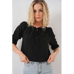 Texturierte Bootsausschnitt-Crop-Bluse mit Pompon-Detail