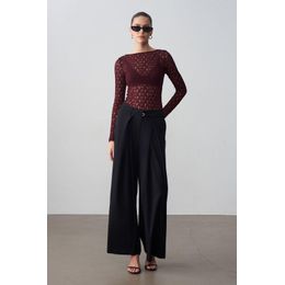 Weite, gefaltete Hose