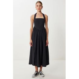 Schlankes Midi-Kleid mit quadratischem Kragen