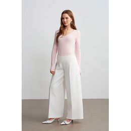 Hoch taillierte weite Crepe-Hosen