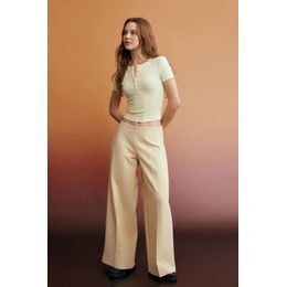 Hoch taillierte weite Crepe-Hosen