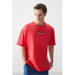 &Uuml;bergro&szlig;es Baumwoll-T-Shirt mit Logo-Patch