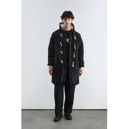 Dick gef&uuml;tterter Daunenmantel mit Kapuze und Tasche
