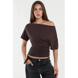 Asymmetrisches Halsweiches Viskose-Stricktop