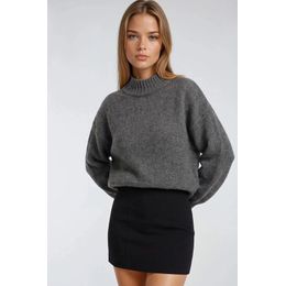 L&auml;ssiger Schnitt Rundhals Dickstrickpullover