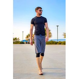 Bescheidene Badeshorts f&uuml;r Herren von Marina Grey