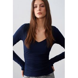 Schmale Passform V-Ausschnitt Strickbluse