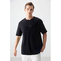 &Uuml;bergro&szlig;es bedrucktes Baumwoll-T-Shirt