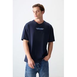 &Uuml;bergr&ouml;&szlig;e Baumwoll-Logo-T-Shirt