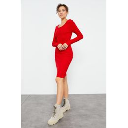 K&ouml;rperbetontes Midi-Kleid mit Rundhalsausschnitt