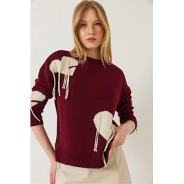 R&uuml;schendes Herzmuster Rundhals-Pullover