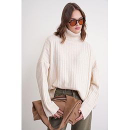 &Uuml;bergro&szlig;er Rippstrick-Turtleneck-Pullover