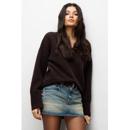 V-Ausschnitt Langarmpullover