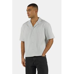 Kurzarmhemd Pegador "TROY PLISSEE SUMMER SHIRT", Herren, Gr. L, N-Gr, fog grau, Web, Obermaterial: 93% Polyester, 7% Elasthan, unifarben, regular fit normal, V-Ausschnitt, gerader Abschluss, Hemden, Baumwollmischung, regular fit