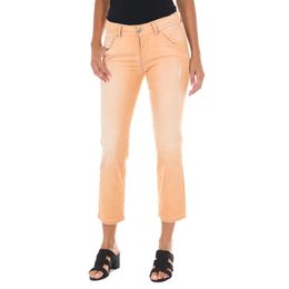 Met-Hose Dyani